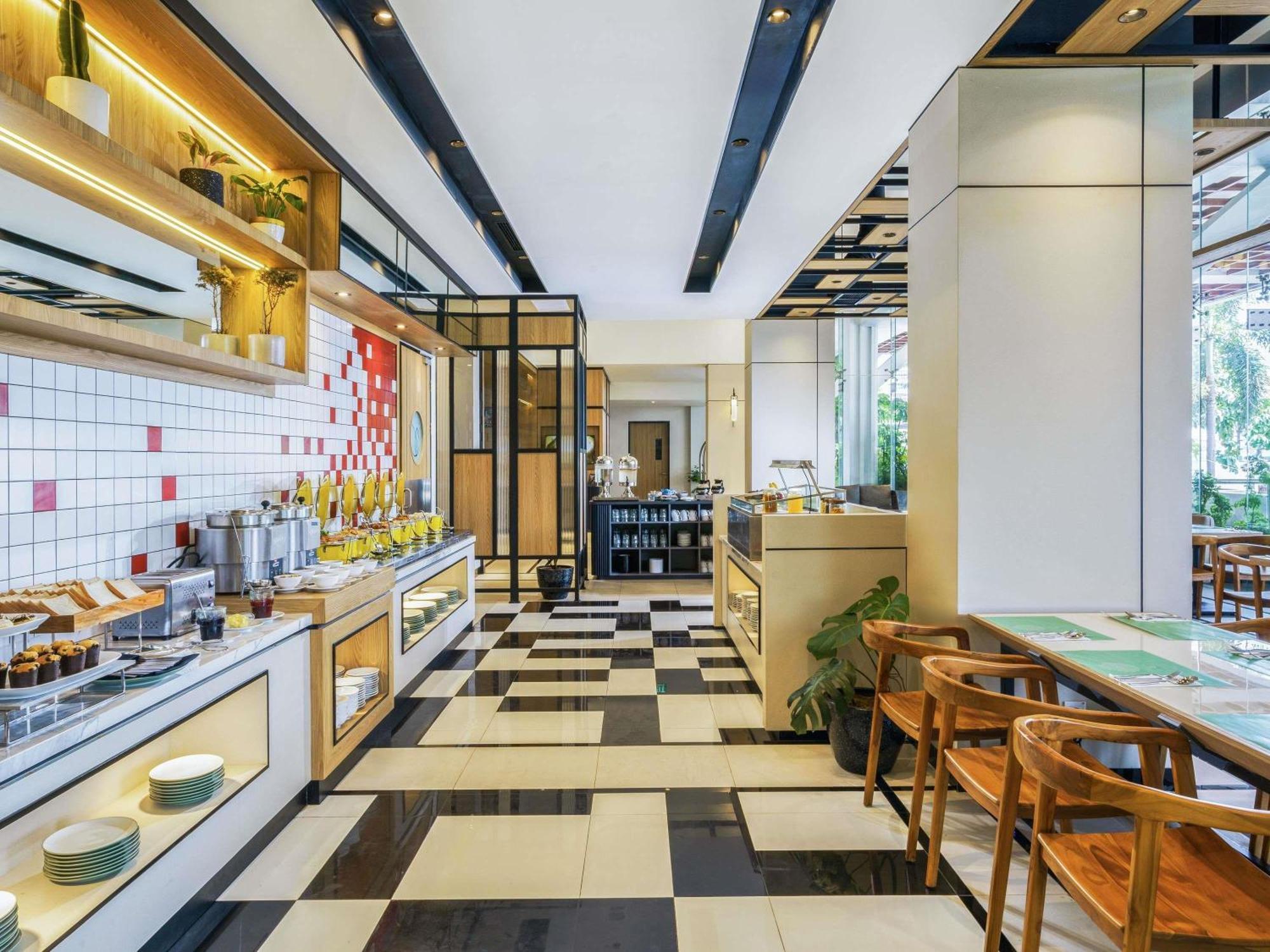 IBIS JAKARTA RADEN SALEH HOTEL