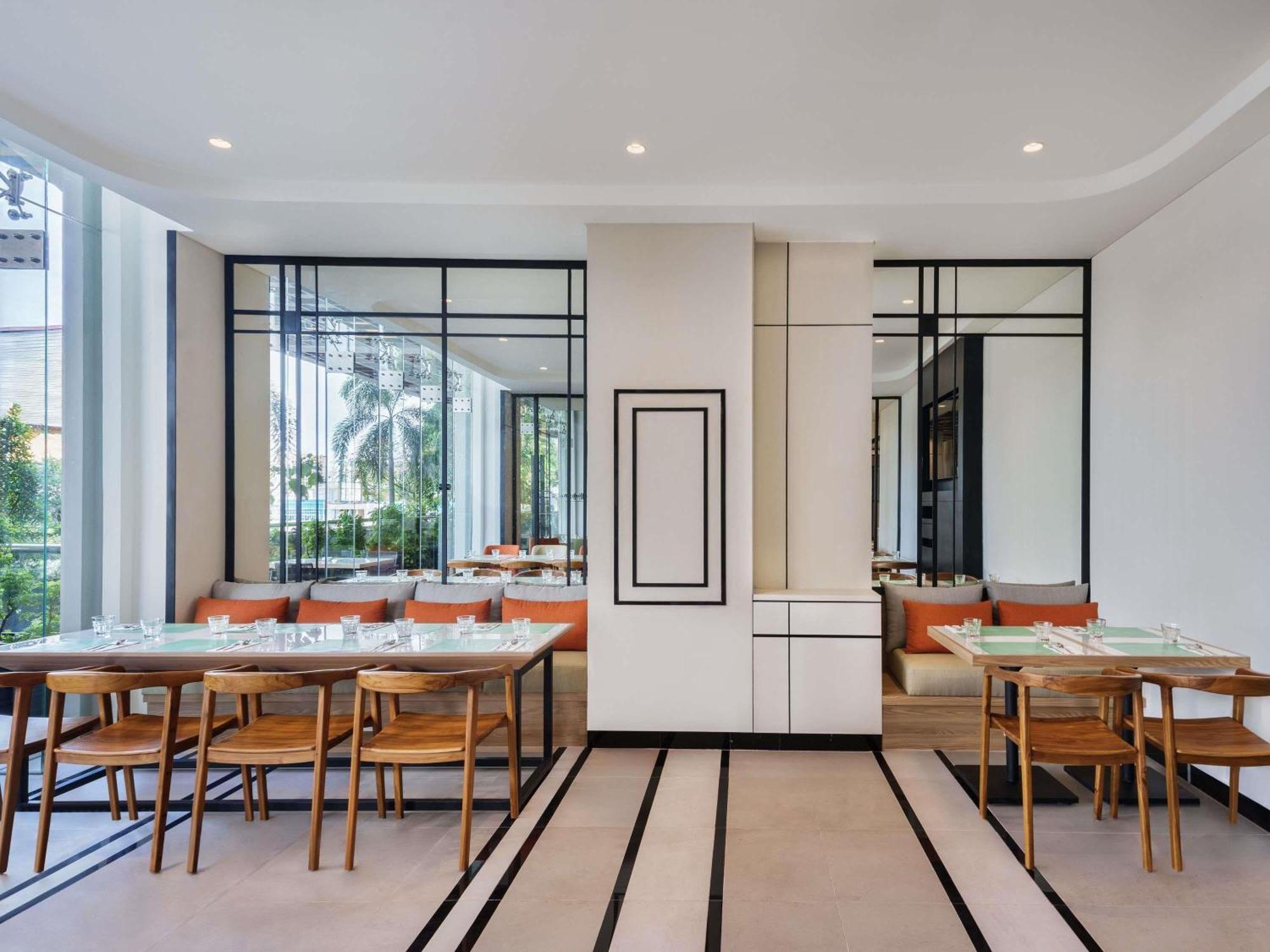 IBIS JAKARTA RADEN SALEH HOTEL